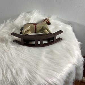 BGHYU | Other | Home Decor Statues | Poshmark